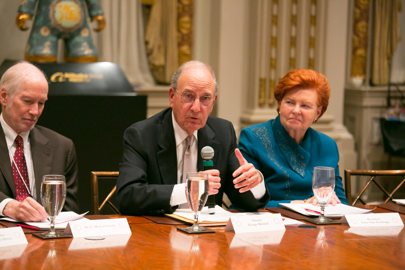 Former Senate Majority Leader George J. Mitchell Joins Concordia ...